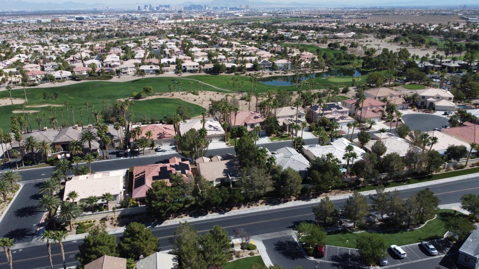 Discover the Top 7 Compelling Reasons to Live in Rhodes Ranch